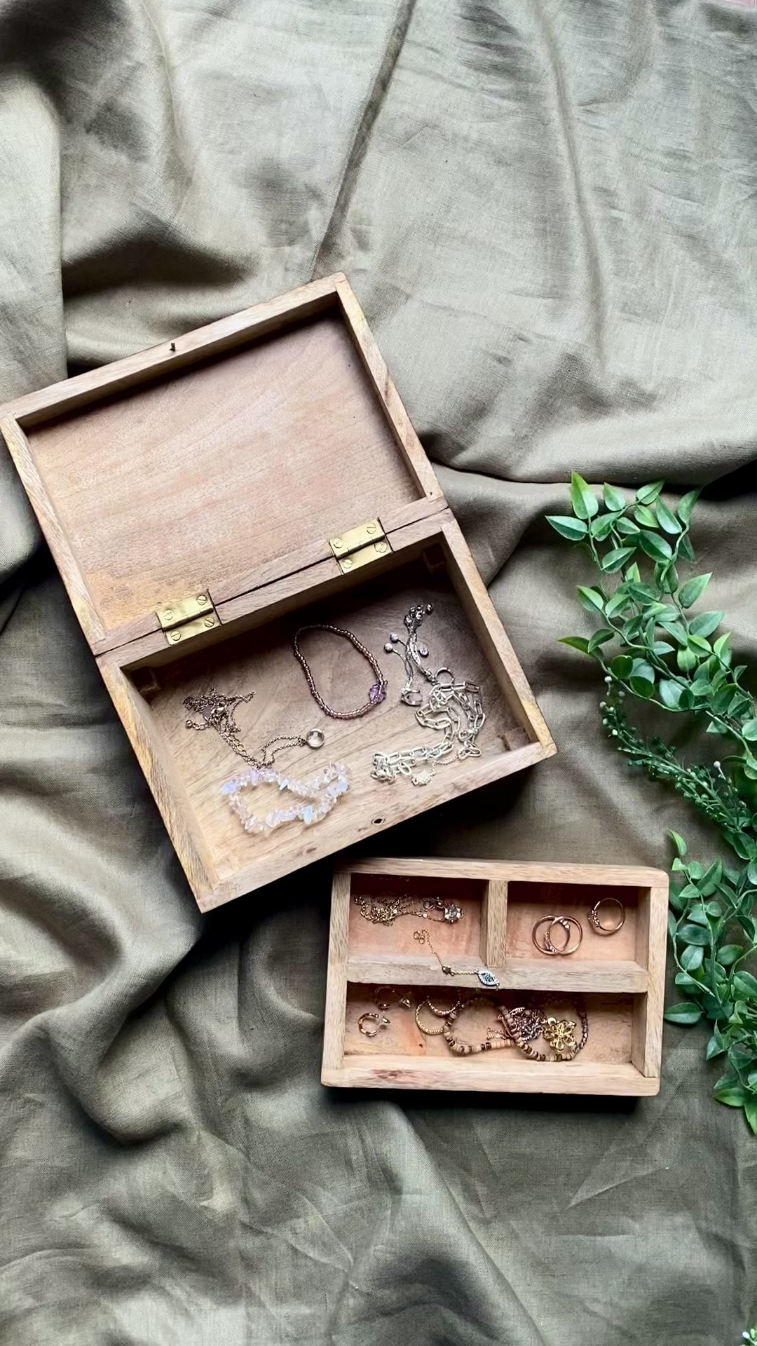 World Map Keepsake Jewellery Box - Wood, Engraved, Rectangle